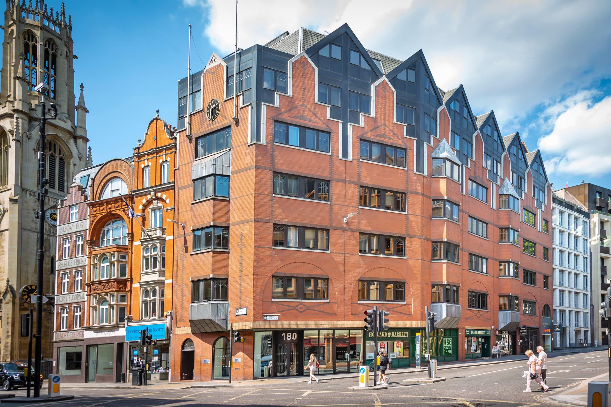 Fleet Street London - Indigo Invest Holding GmbH & Co. KG